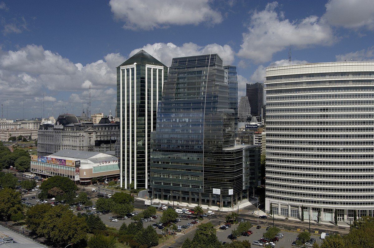 Bouchard Plaza, el Edificio del Diario La Nación.